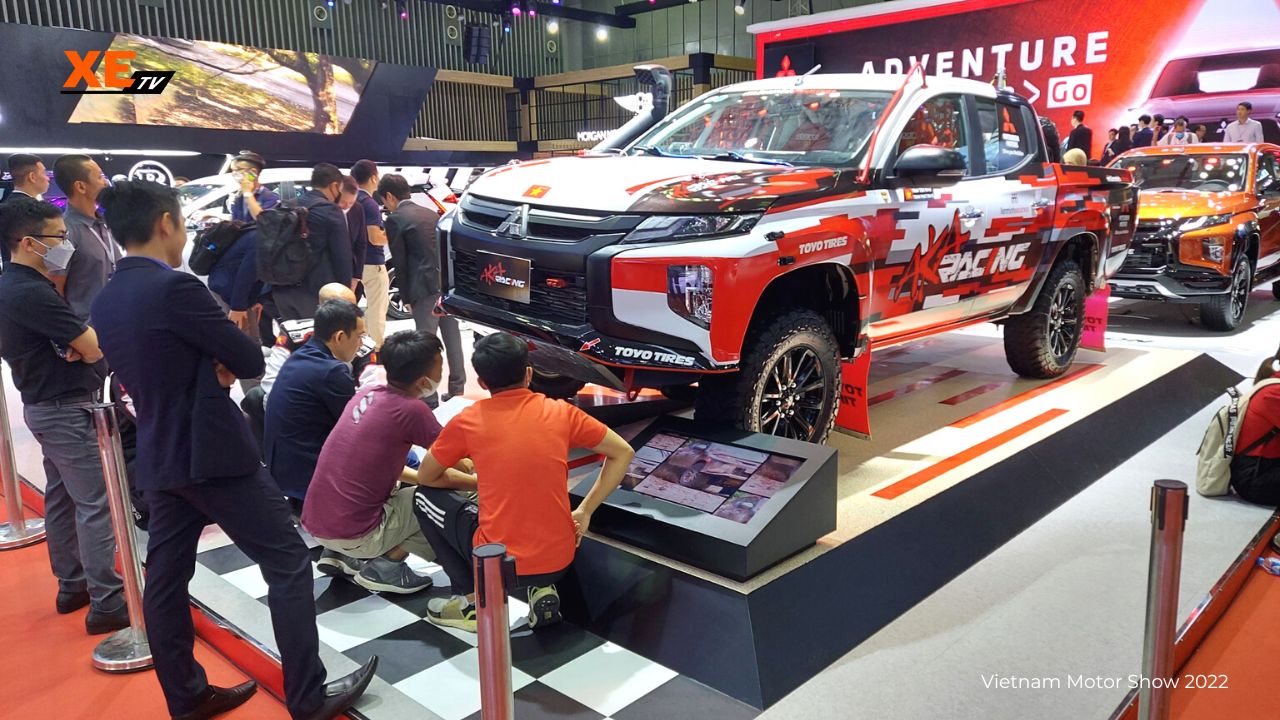 Tin xe - Mitsubishi trưng bày chiếc AKA Triton Race Car của đội đua AKA ...